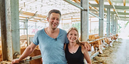 Unboxing Bavaria: The Pink Cow - A visit to the Franconian dairy farm ...